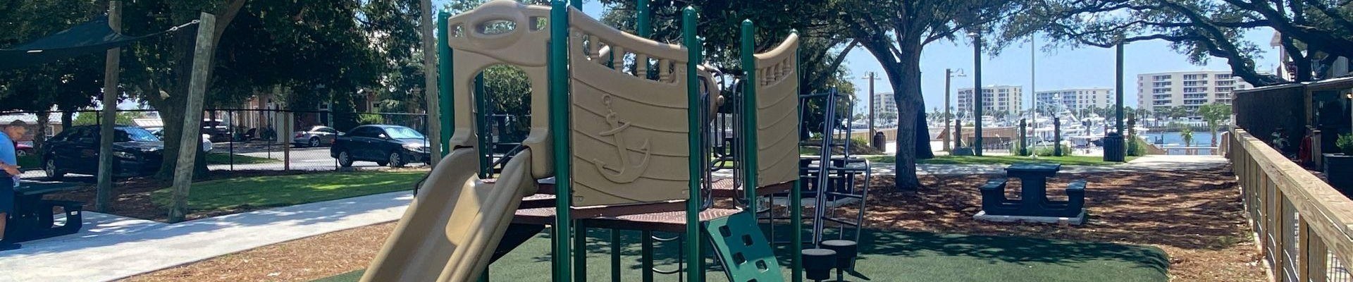 Struthers Recreation | Captain Royal Melvin Heritage Park